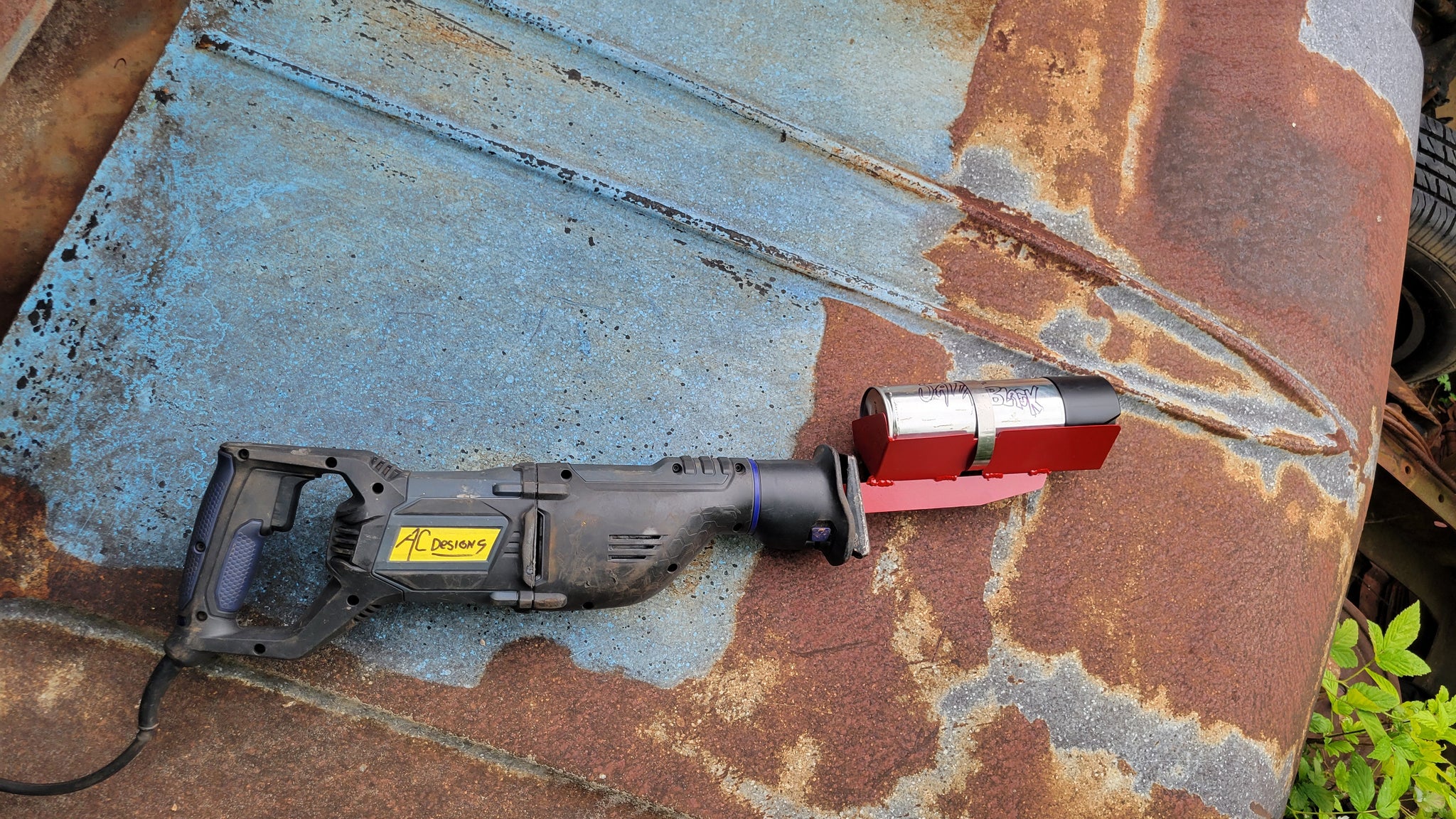Spray Paint Shaker Attachment (Shake Master 4000™) – AC Designs Garage ...